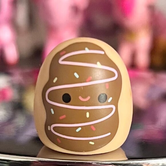 Squishmallows | Toys | Deja The Donut Squish A Long Squishmallow Figure ...